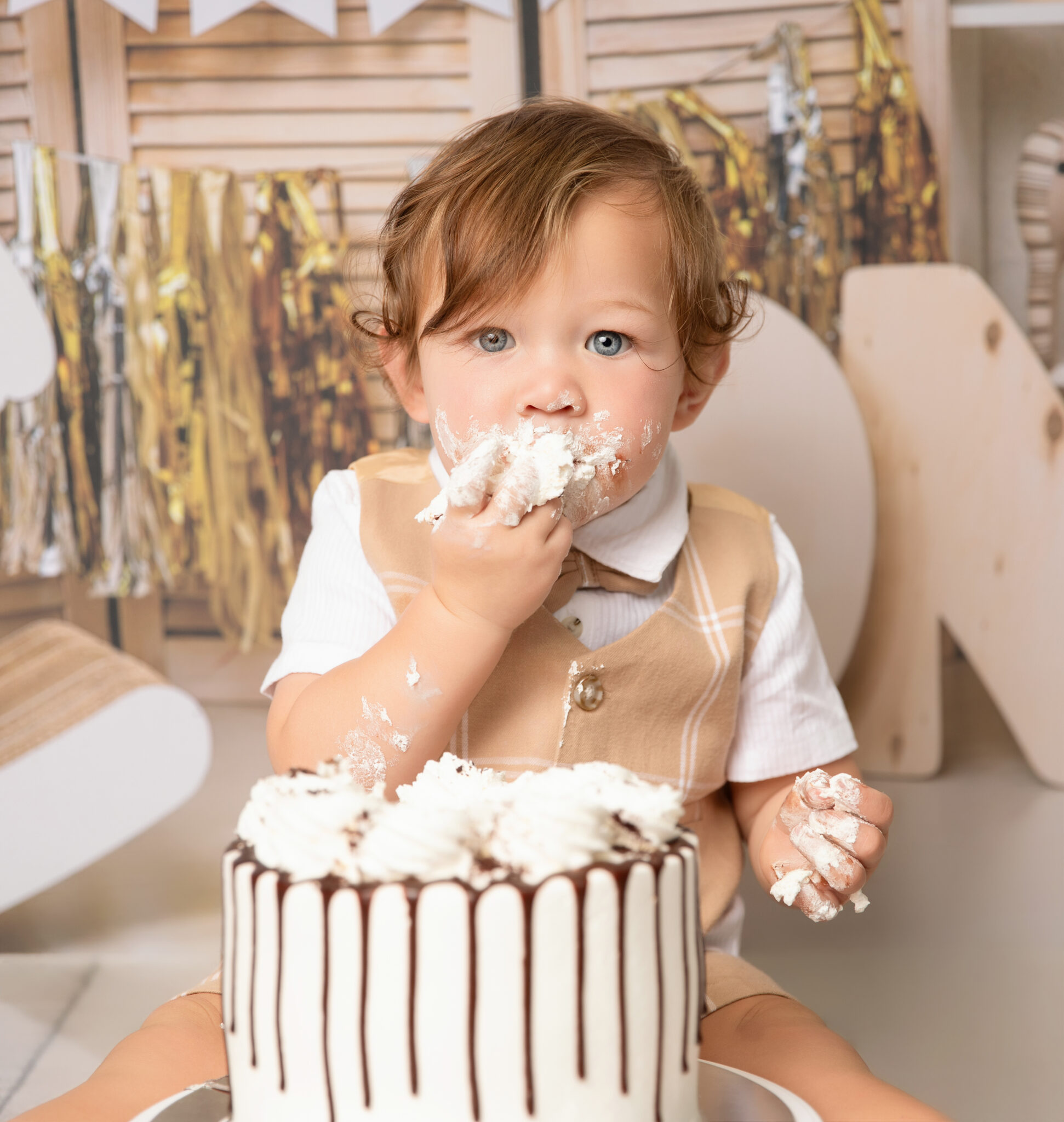 Cake Smash - New Born Photography and Maternity Photography